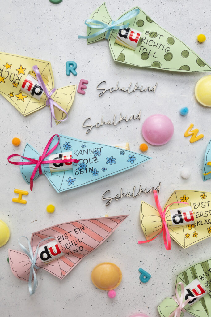 Duplo Banderole im Schultüten-Look: Vorlage zur Einschulung - TRYTRYTRY